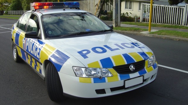 Police Ten 7 - TheTVDB.com